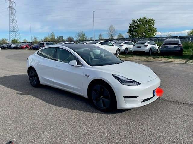 Tesla Model 3Model 3 Long Range Dual Motor awd con acc boost