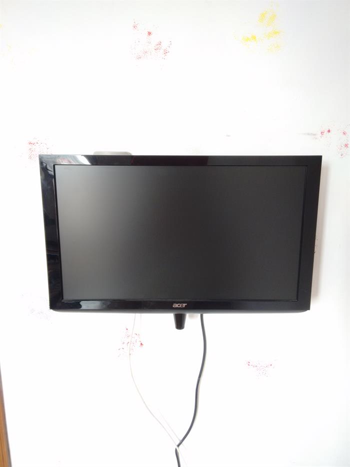 TV 23" ACER LCD