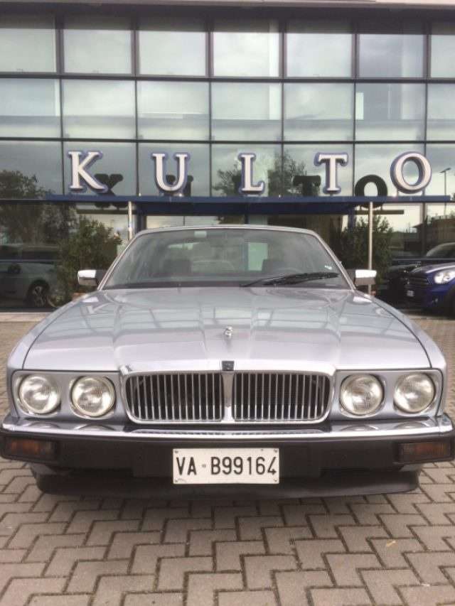 Jaguar XJ63.2 cat