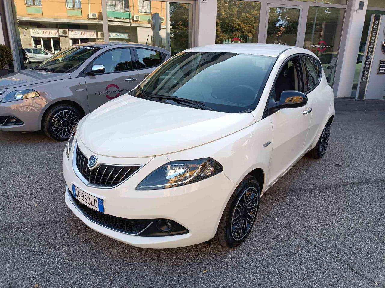 Lancia Ypsilon1.0 FireFly 5 porte S&S Hybrid Ecochic Gold