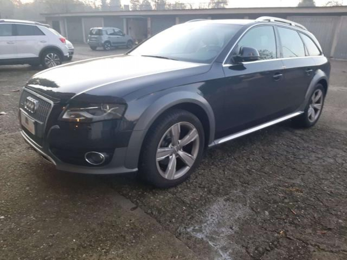 AUDI A4 allroad 1ª serie A4 allroad 2.0 TFSI S tronic