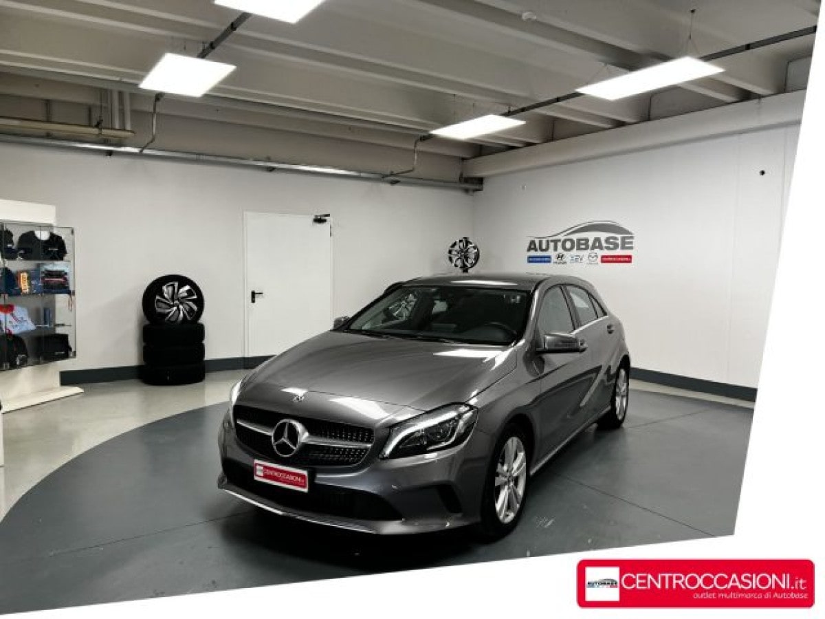 MERCEDES Classe A (W176) A 180 d Sport