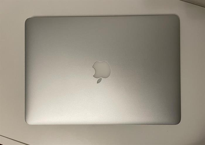 MACBOOK AIR PRATICAMENTE PERFETTO