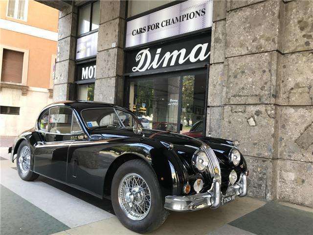 Jaguar XK140 Coupé idonea per Millemiglia