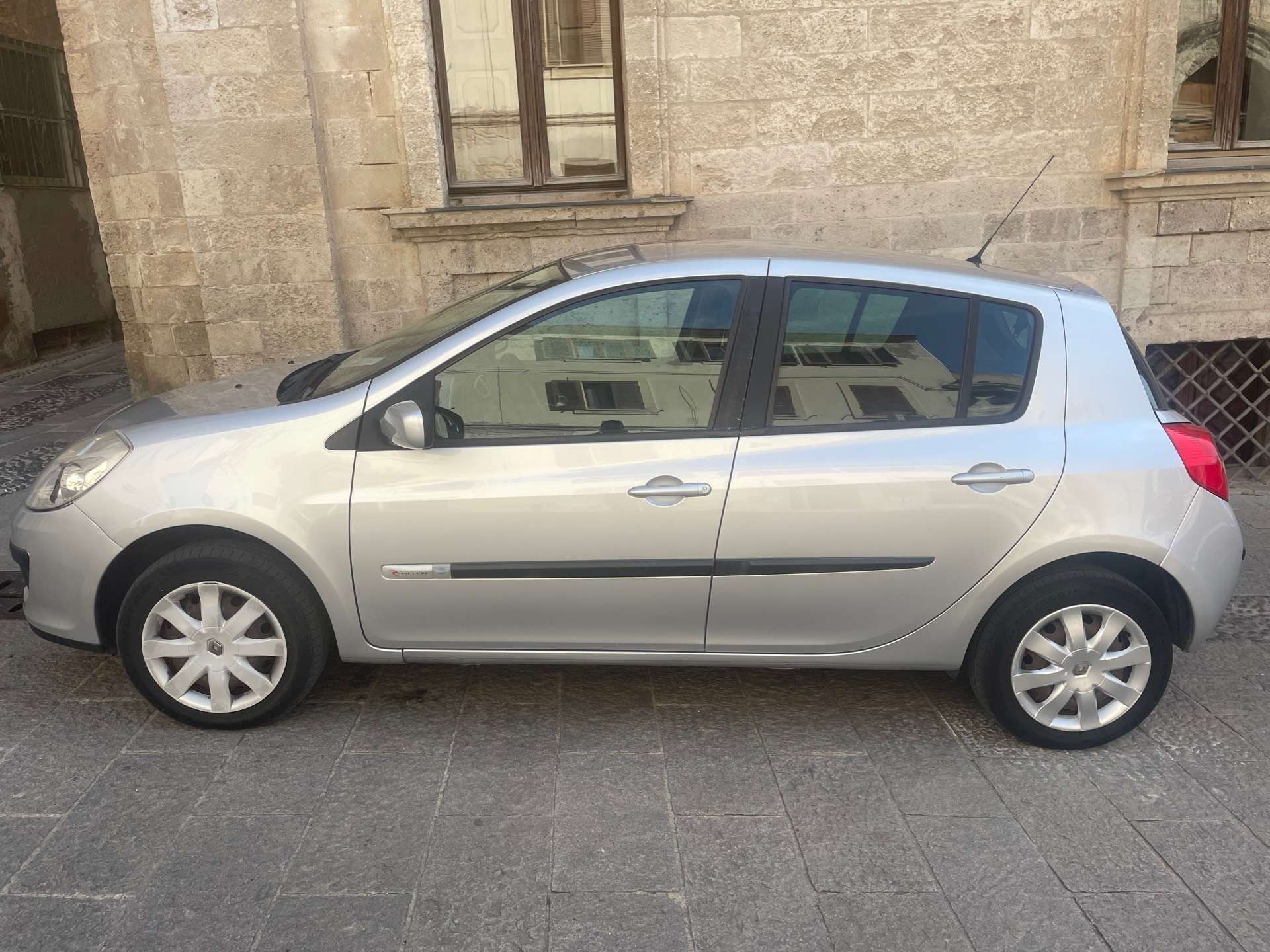 Renault Clio5p 1.2 tce Rip Curl 100cv