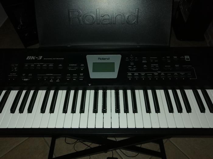 VENDO TASTIERA ROLAND BK-3