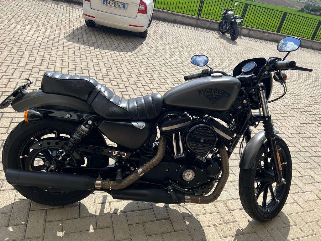 Harley-Davidson Sportster 883Iron