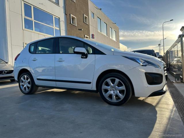 Peugeot 3008 1.6 hdi 115 cv active