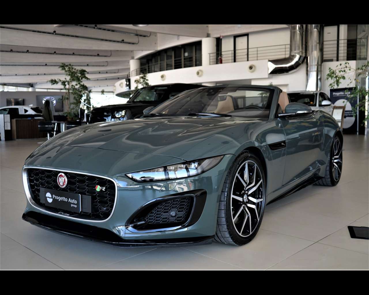 Jaguar F-TypeF-Type 5.0 V8 aut AWD Convertibile R