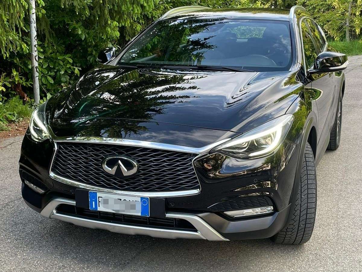 Infiniti QX302.2d Premium Tech awd dct