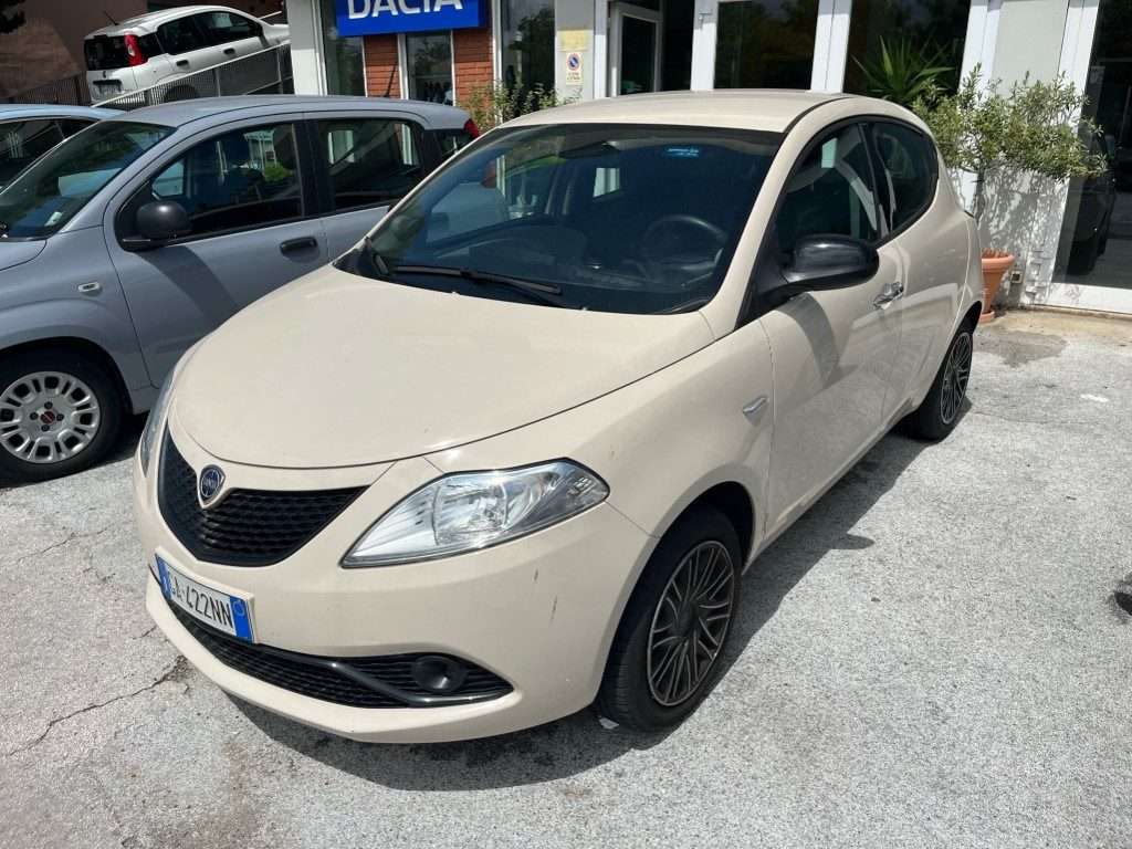 Lancia YpsilonPROMO FINANZIAMENTO 1.2 69 CV 5 porte S&S Gold