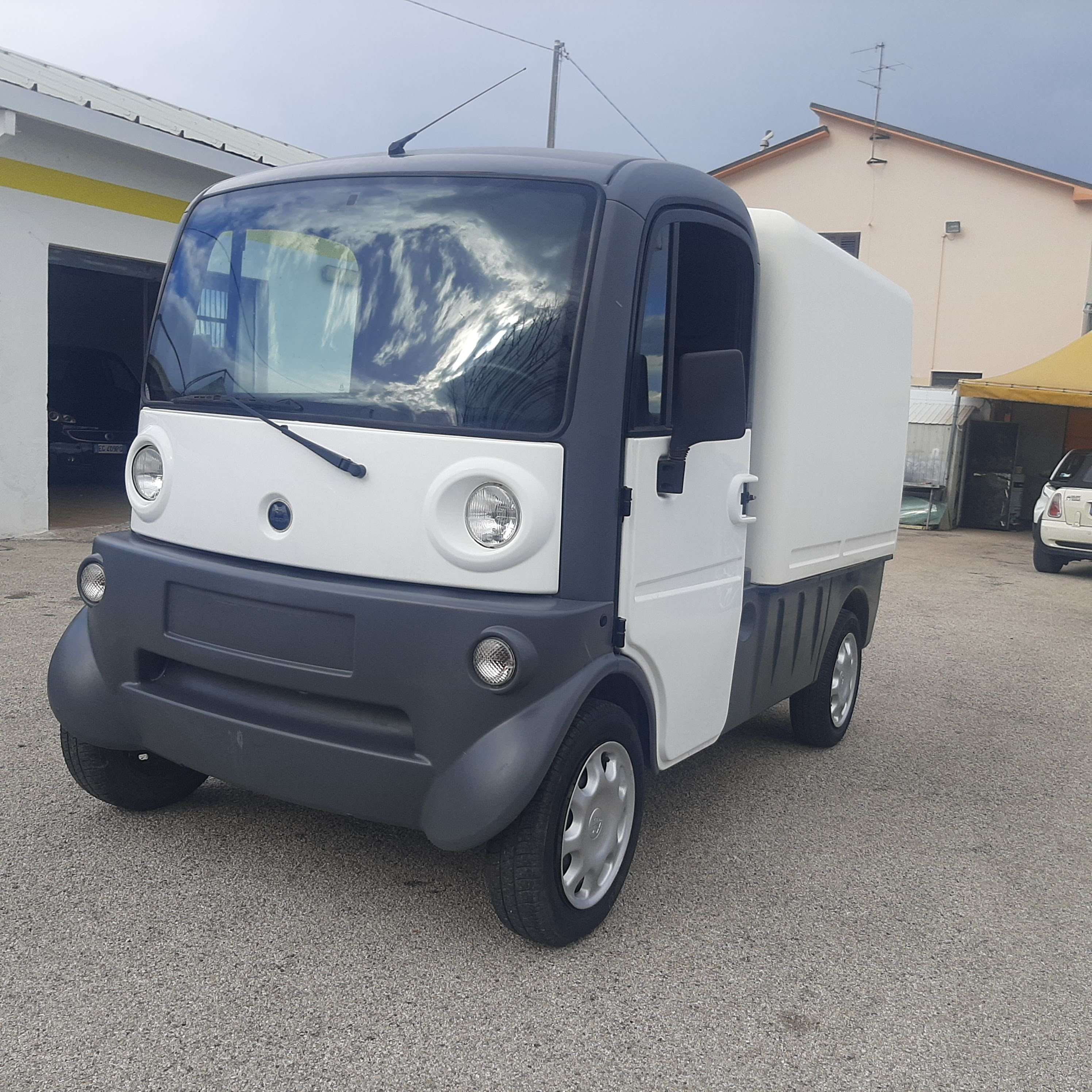 Aixam MegaQuadriciclo leggero - carrozzeria aperta