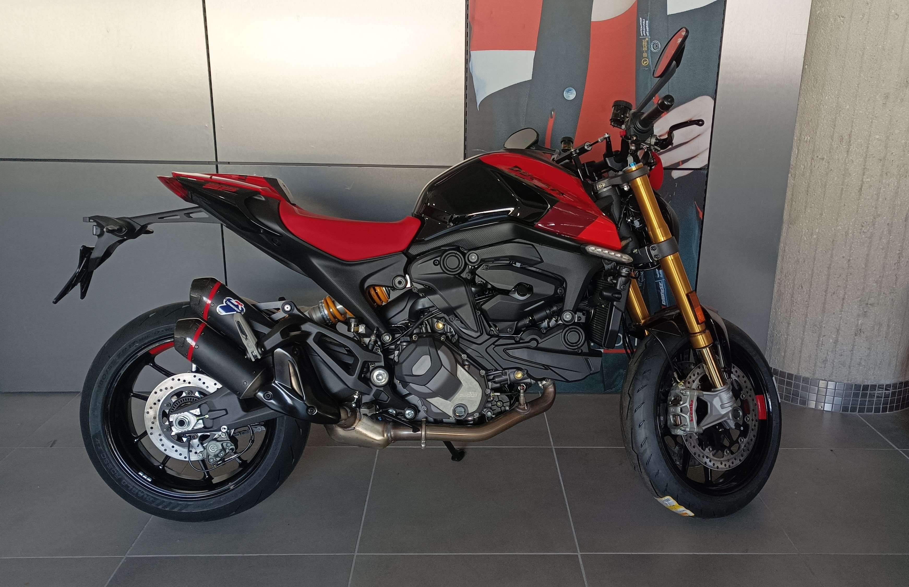 Ducati Monster 937SP