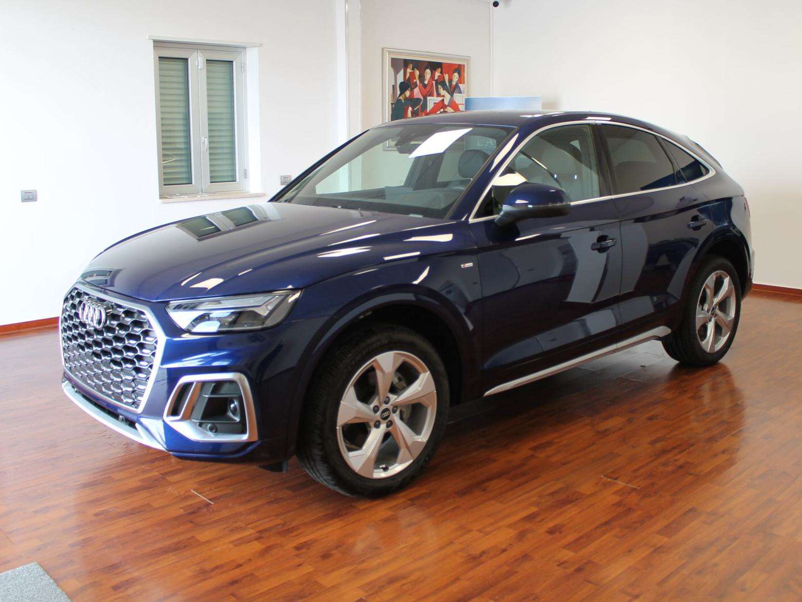 Audi Q5Sportback 40 2.0 tdi mhev Quattro S-Tronic S-Line