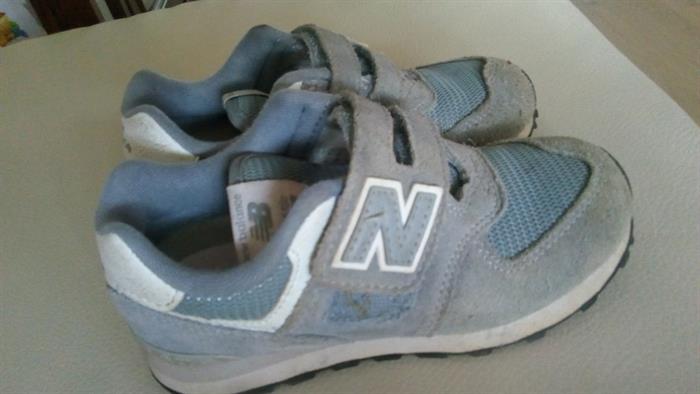 NEW BALANCE 28,5