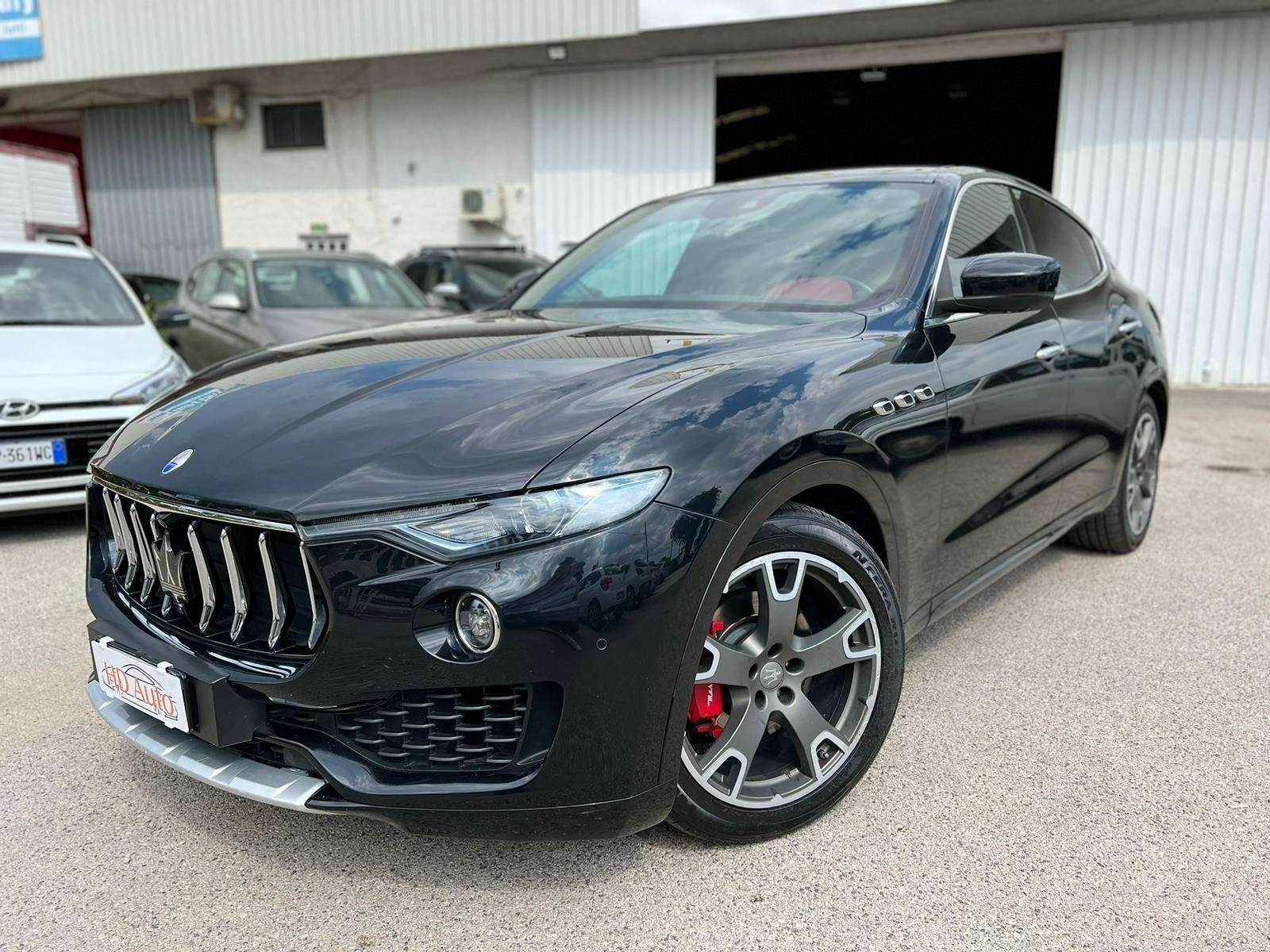 Maserati Levante3.0 V6 275cv