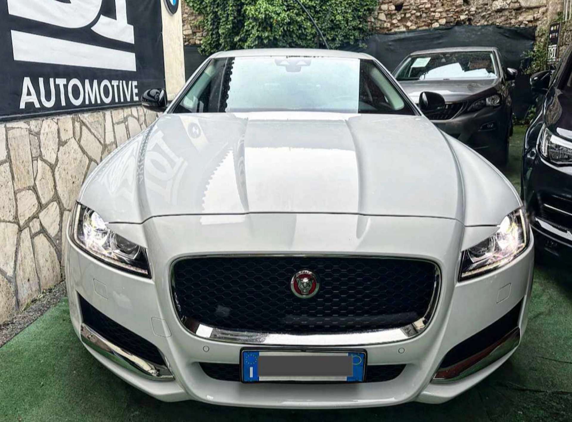 Jaguar XFTUTTI SERVICE JAGUAR/AWD GARANZIA 12MESI KM REALI