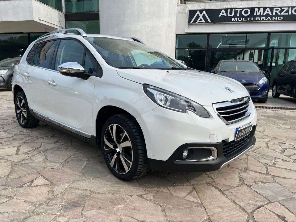 Peugeot 2008BlueHDi 100 Allure