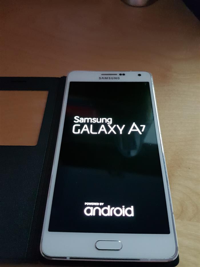 SAMSUNG GALAXY A7