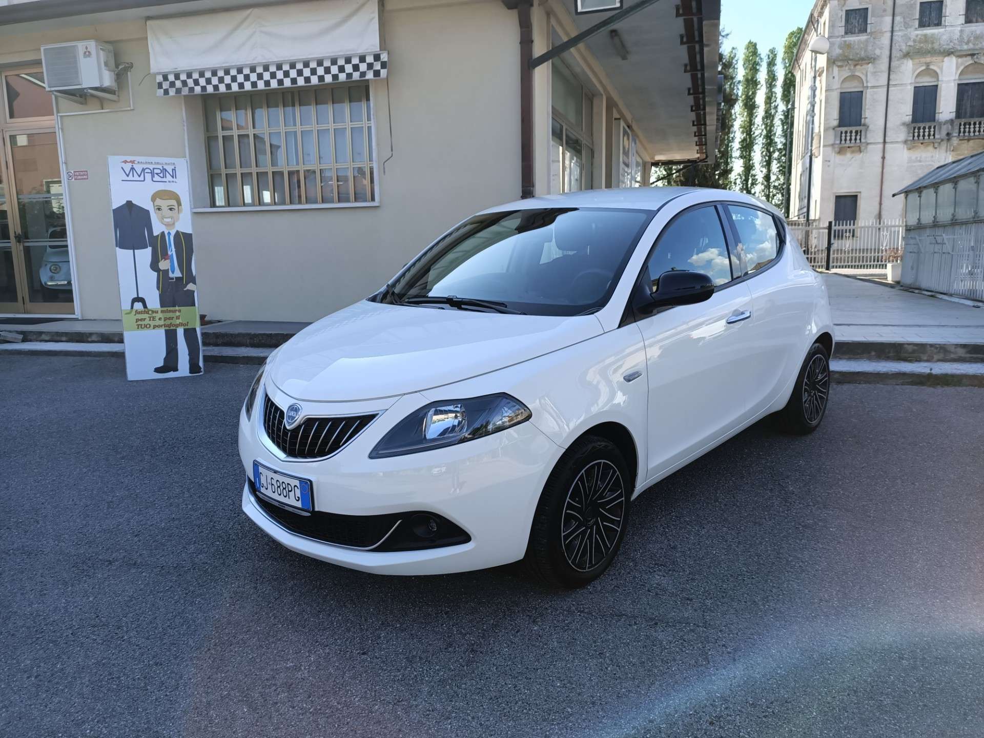 Lancia Ypsilon1.0 FireFly 5 porte S&S Hybrid Gold