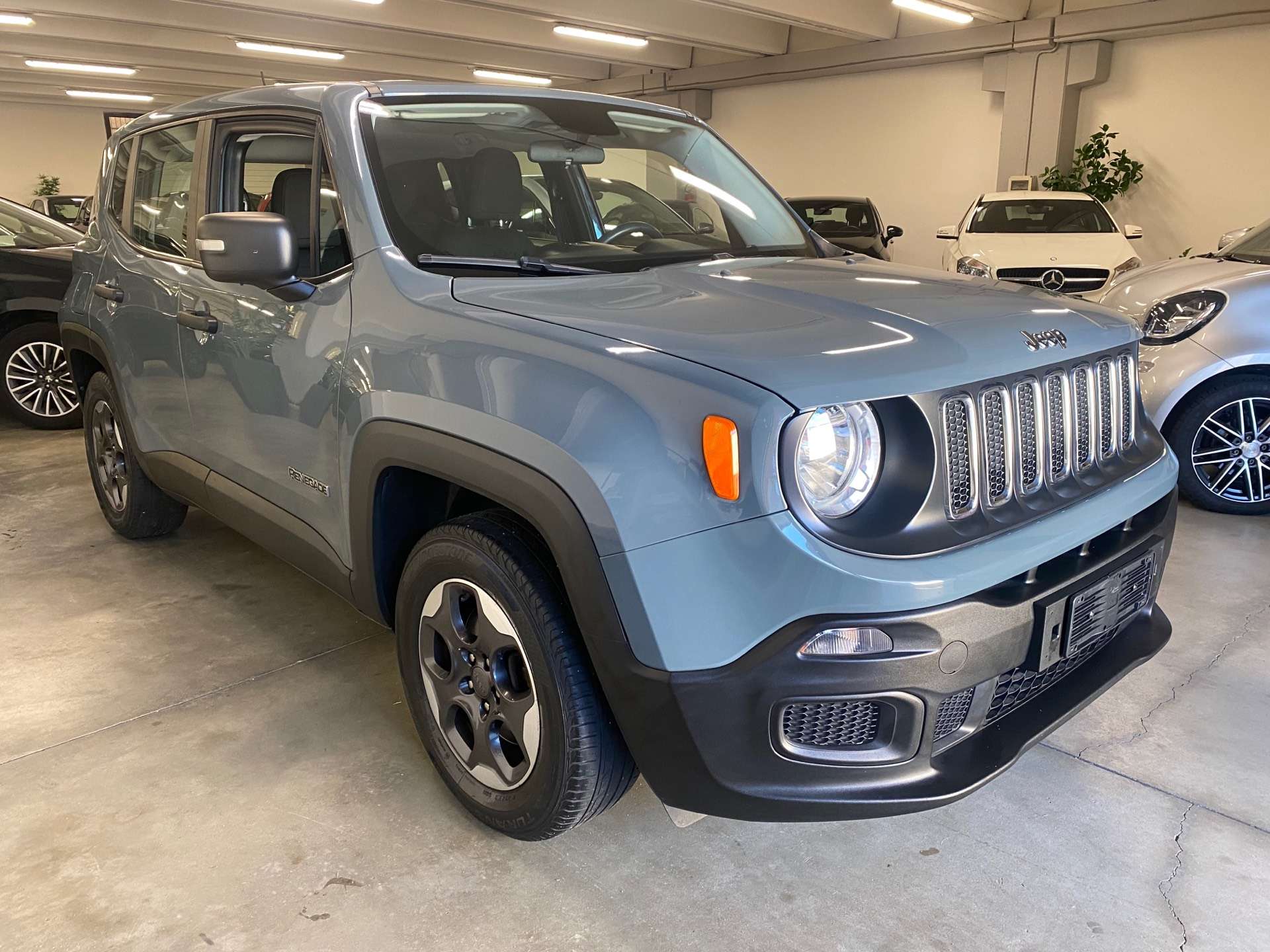 Jeep Renegade1.6 E-TorQ EVO Sport Gancio Traino Garanzia24 Mesi