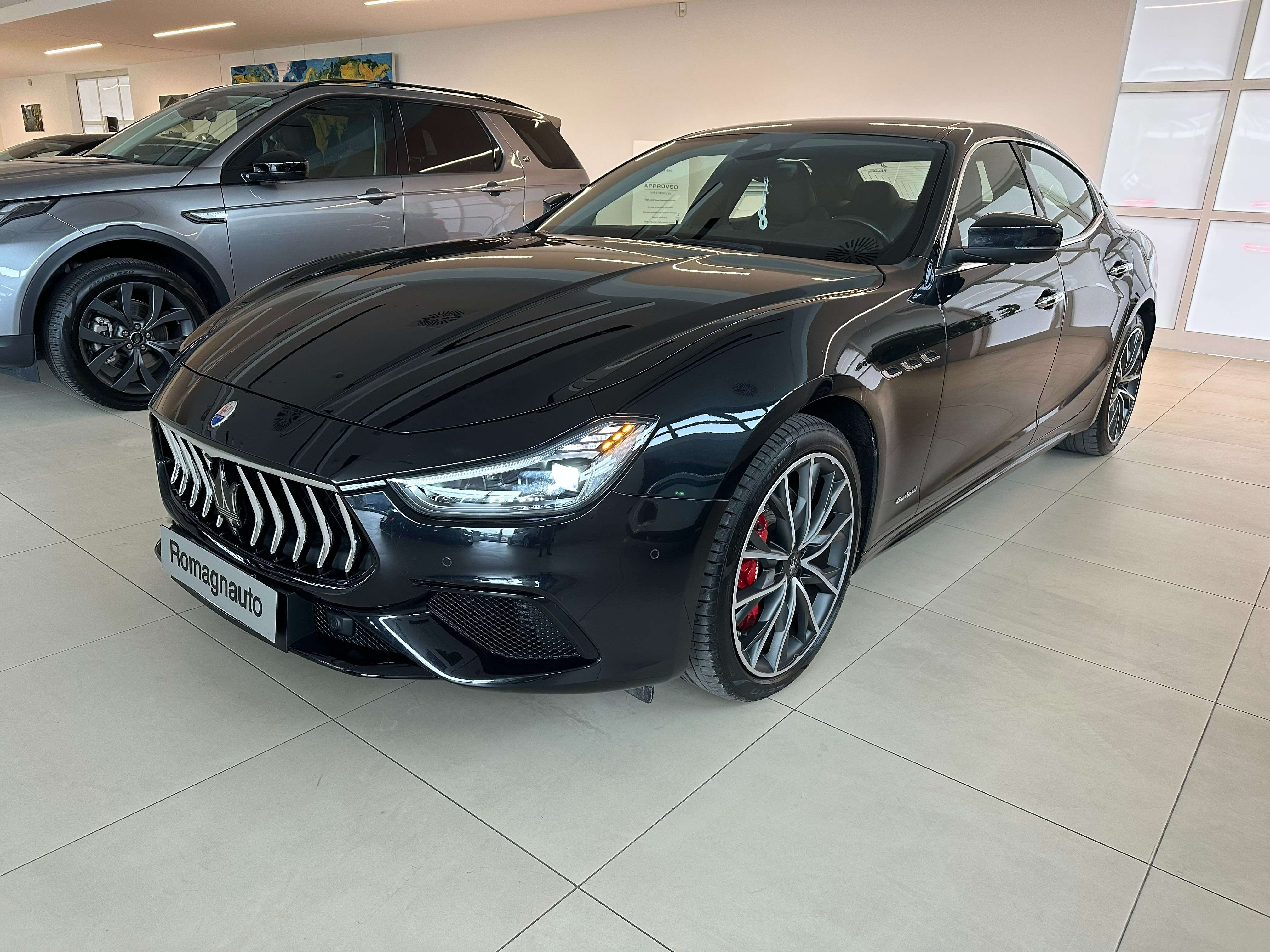 Maserati GhibliGhibli 3.0 V6 ds Gransport 250cv auto my19