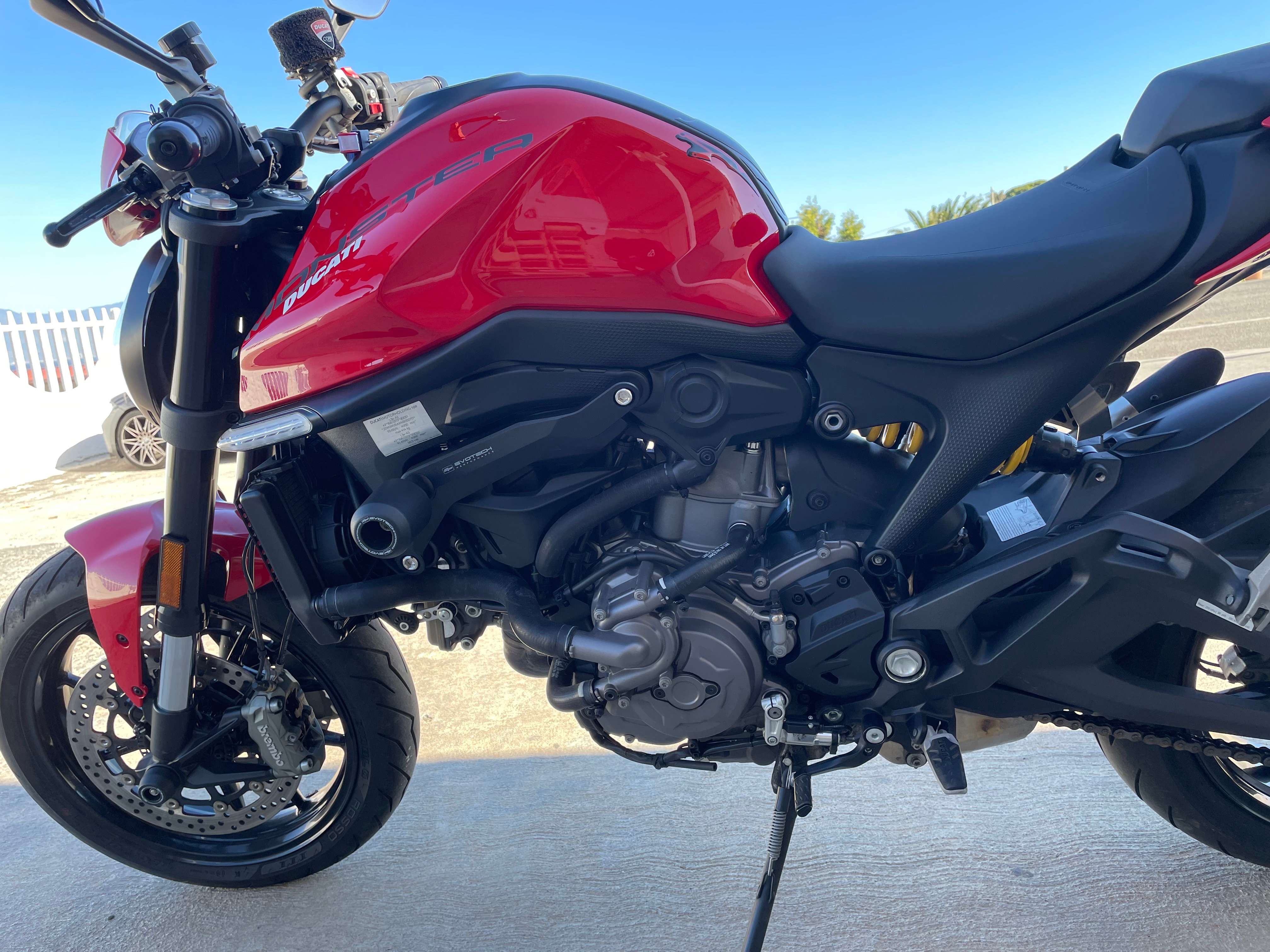 Ducati Monster 93735kw+