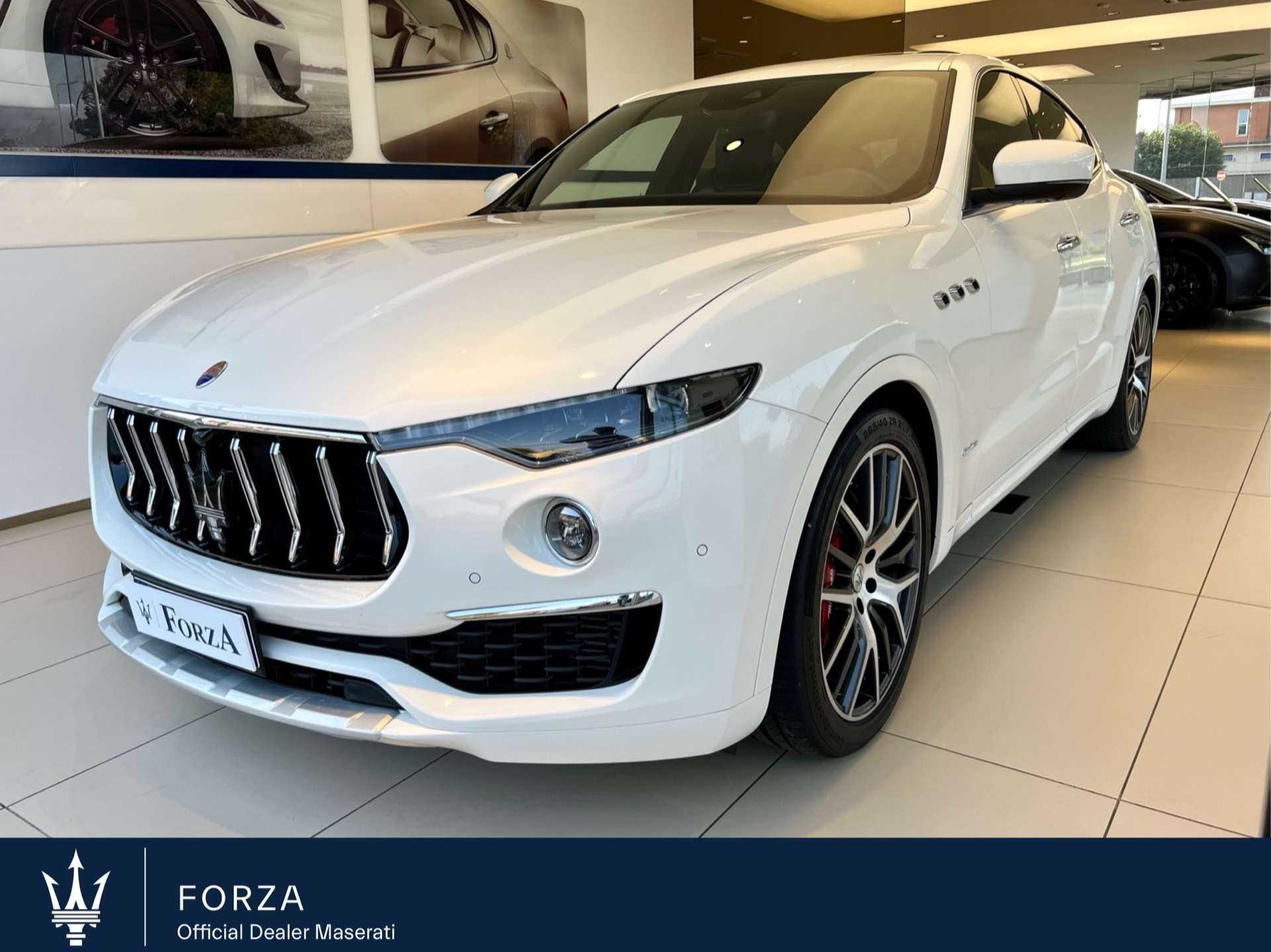 Maserati LevanteV6 Diesel 275 CV AWD GranLusso ,  interni Zegna