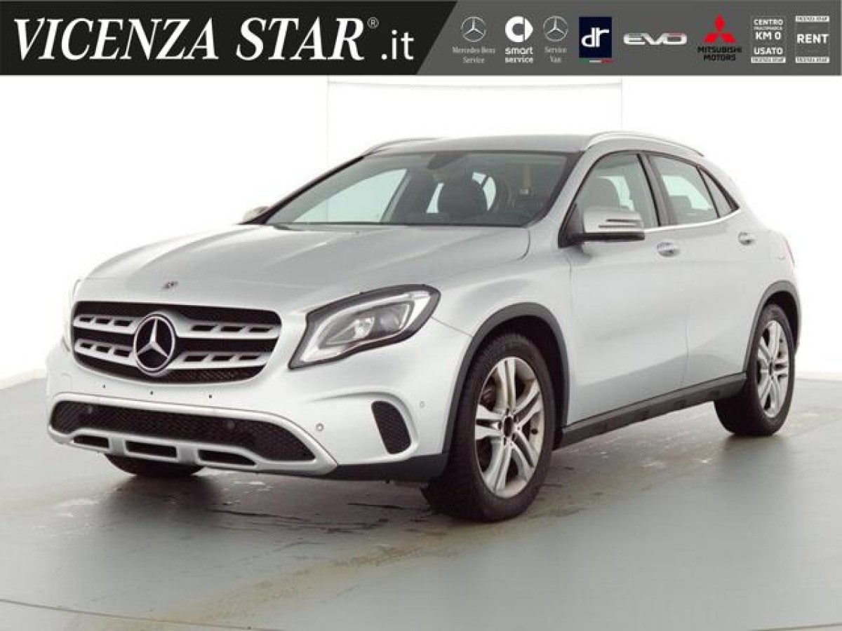 MERCEDES GLA (X156) GLA 180 Sport