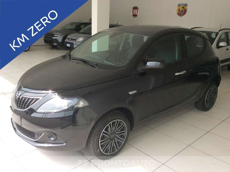 Lancia Ypsilon1.0 firefly hybrid silver s&s 70cv 5p.ti