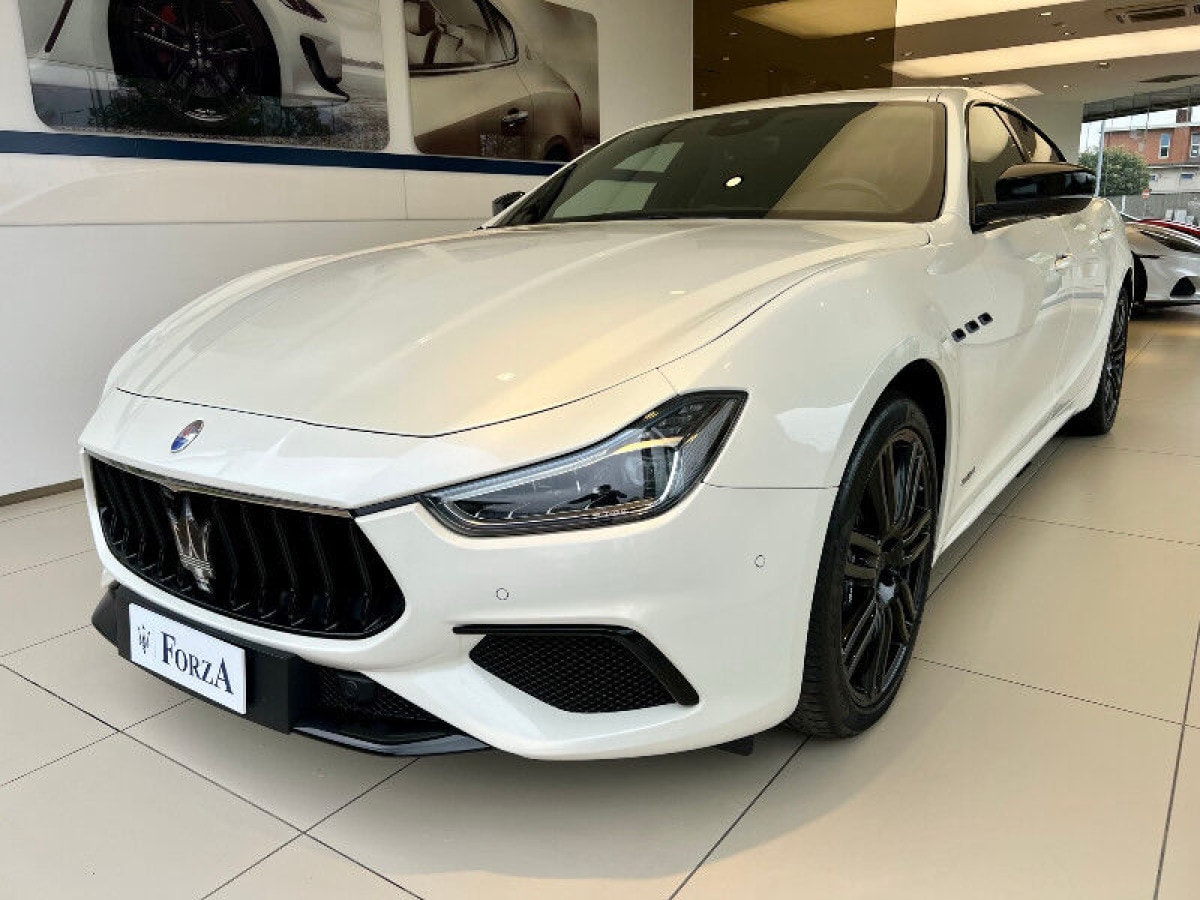 MASERATI Ghibli Ghibli 330 CV MHEV Executive