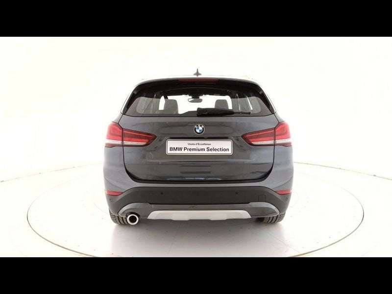 BMW X1F48 sdrive16d xLine auto