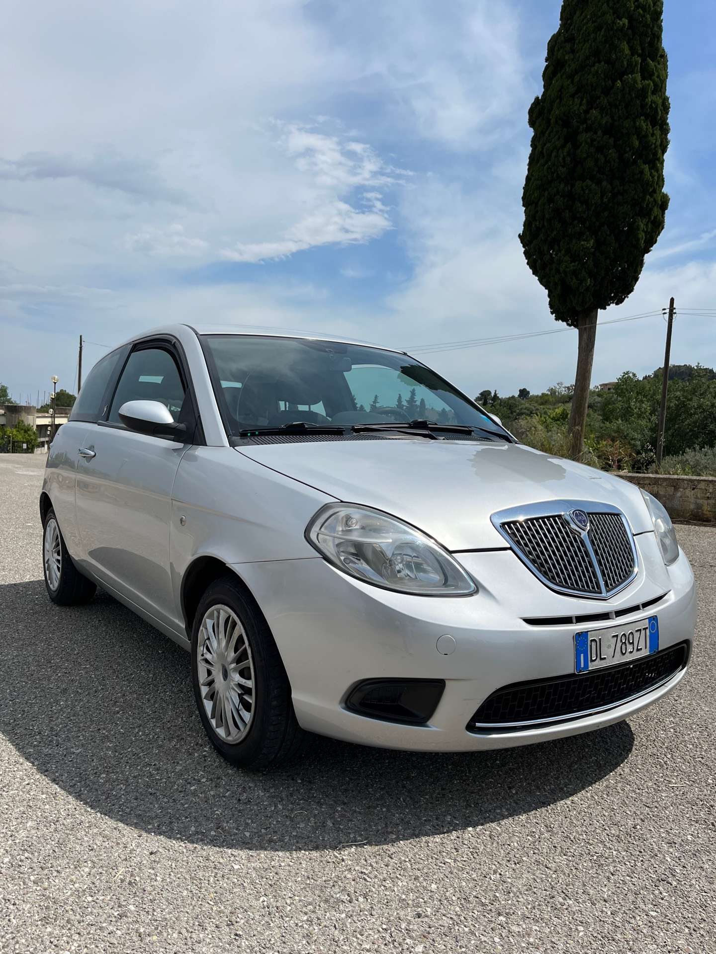 Lancia Ypsilon1.3 mjt 16v Argento