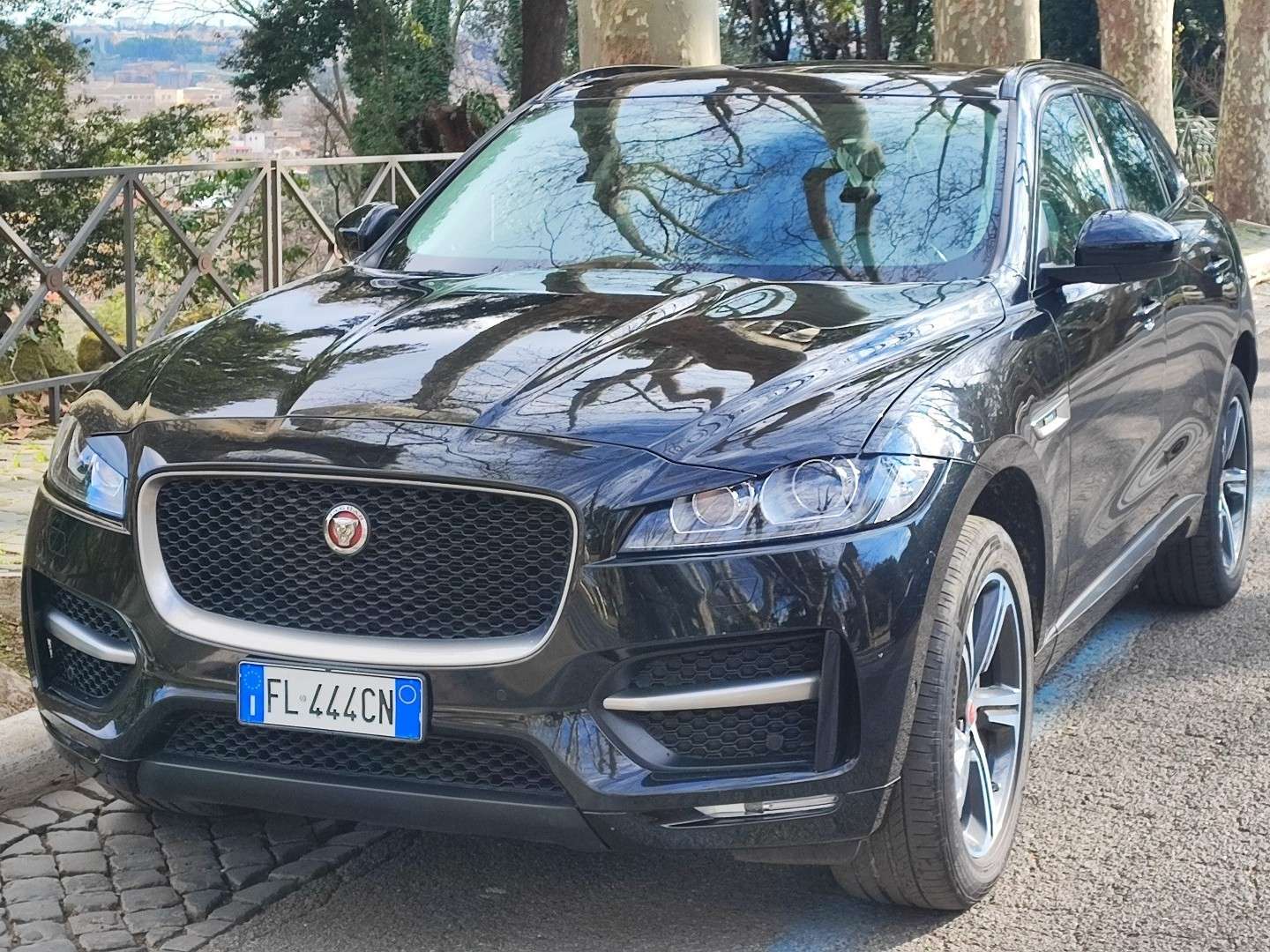 Jaguar F-Pace2.0d i4 R-Sport awd 240cv auto my18