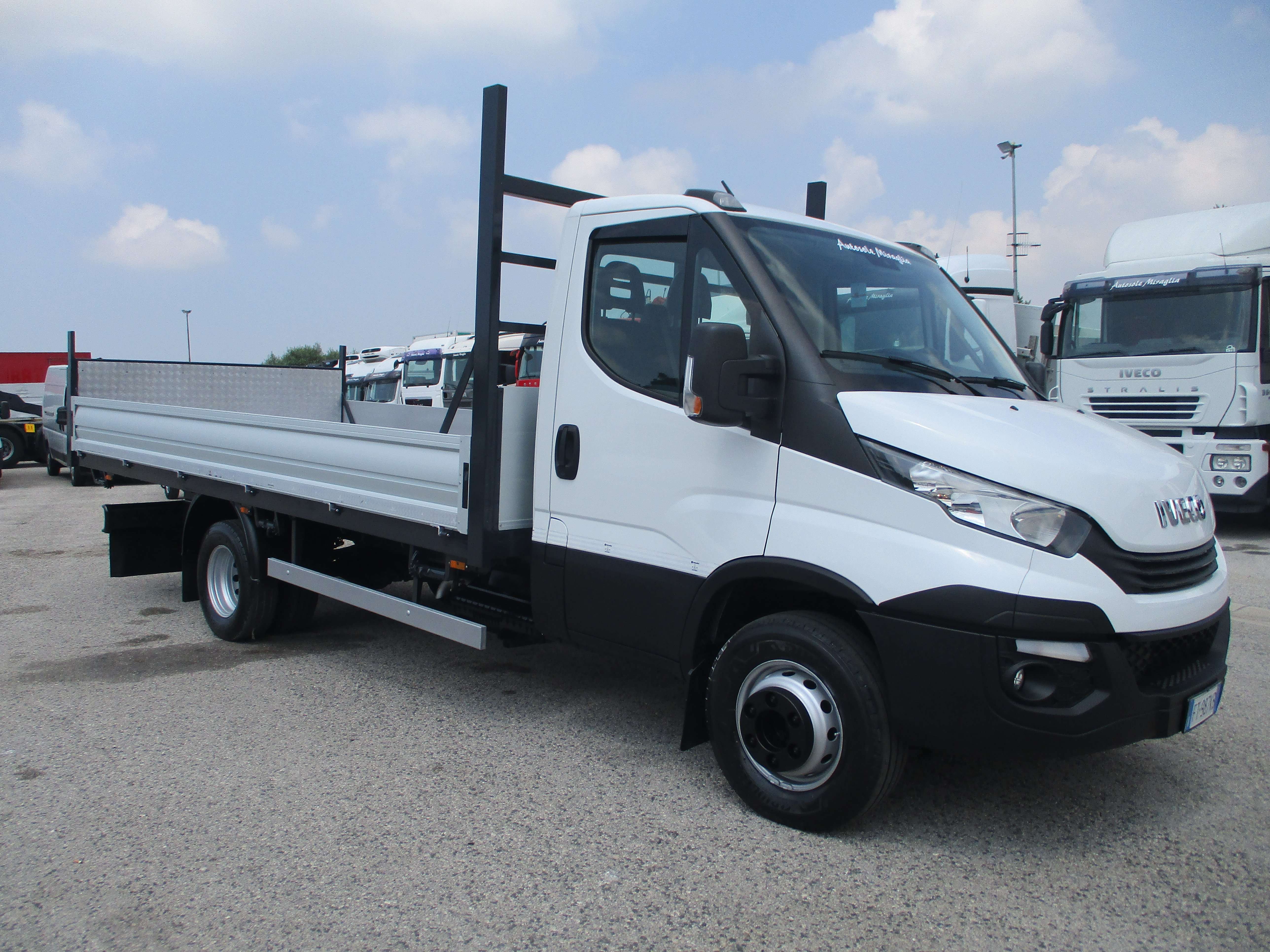 Iveco Daily72 C 18 3000 180CV E6B P.4100 CASSONE DA 5.20 METR