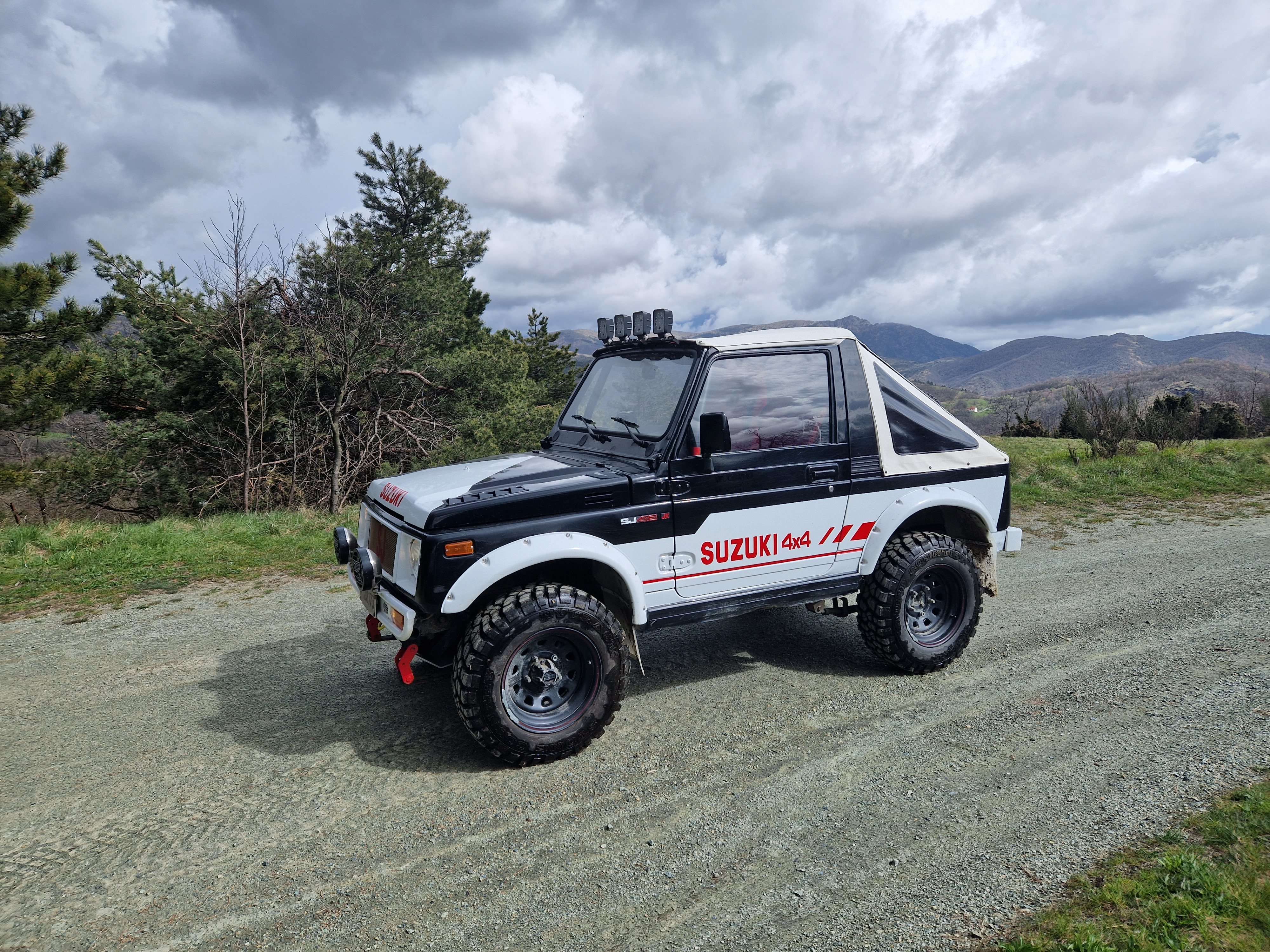 Suzuki SJ 413SJ Cabrio 1.3 413 JX De Luxe