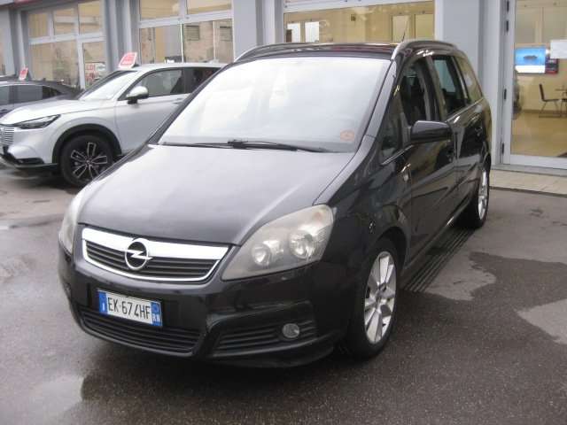 Opel Zafira1.9 CDTI 7 POSTI COSMO