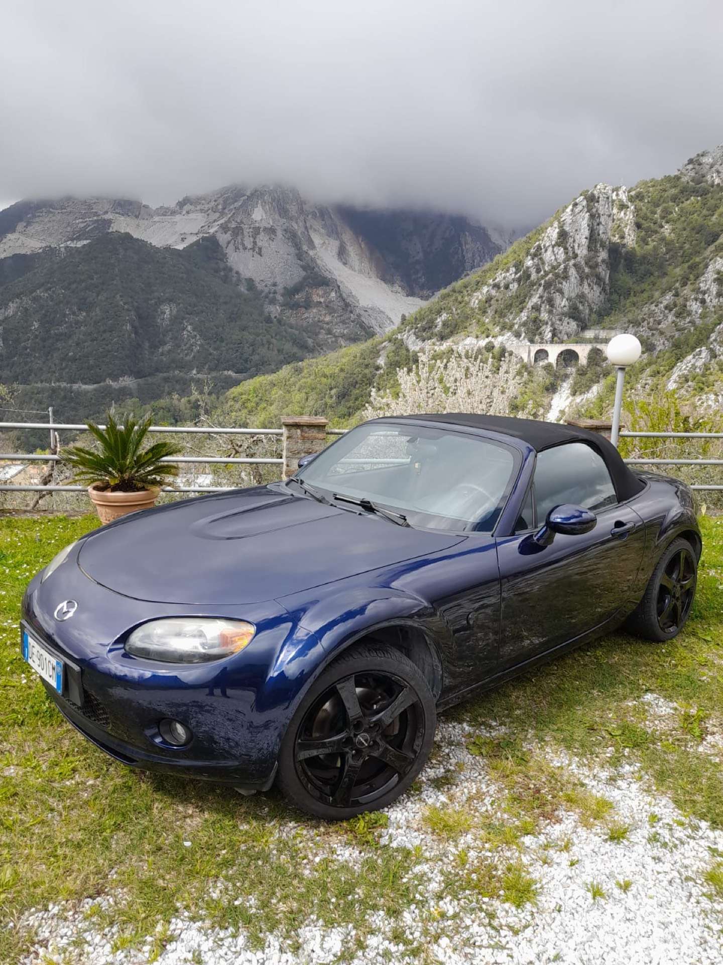 Mazda MX-51.8 Wind (mid)