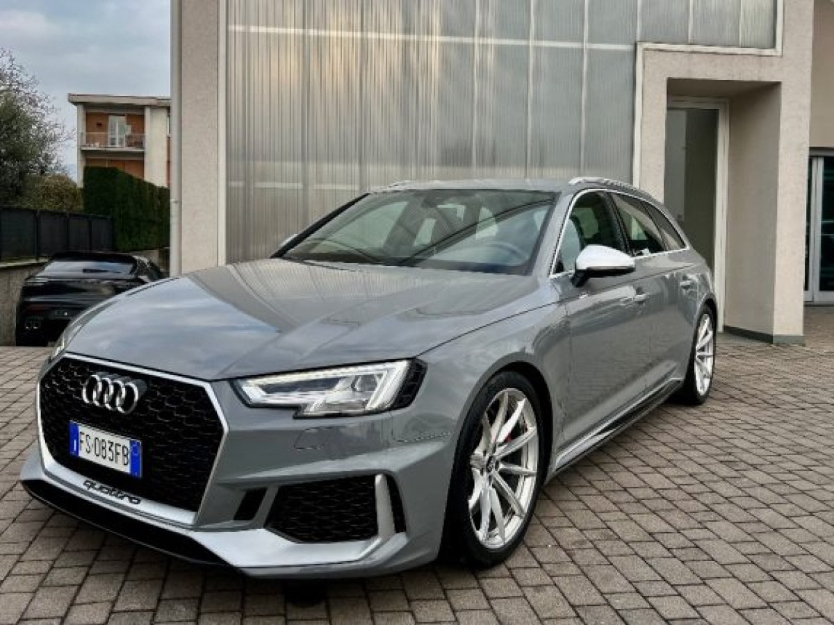 AUDI A4 5ª serie RS 4 Avant 2.9 TFSI quattro tiptronic