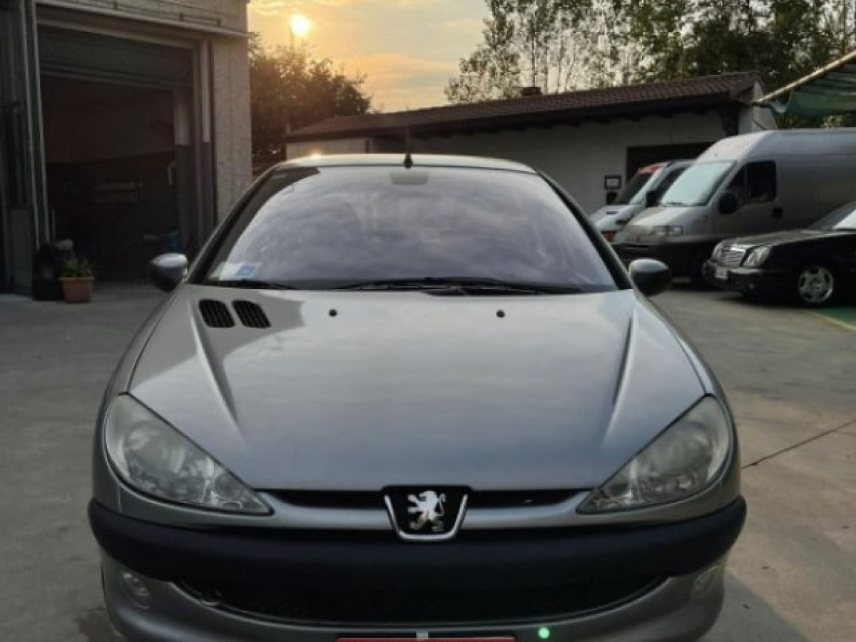 PEUGEOT 206 1.4 HDi 5p. Lee