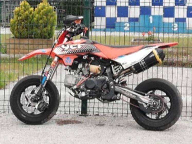 YCF Factory SP3 SM F190 Lucas OilSuper Motard