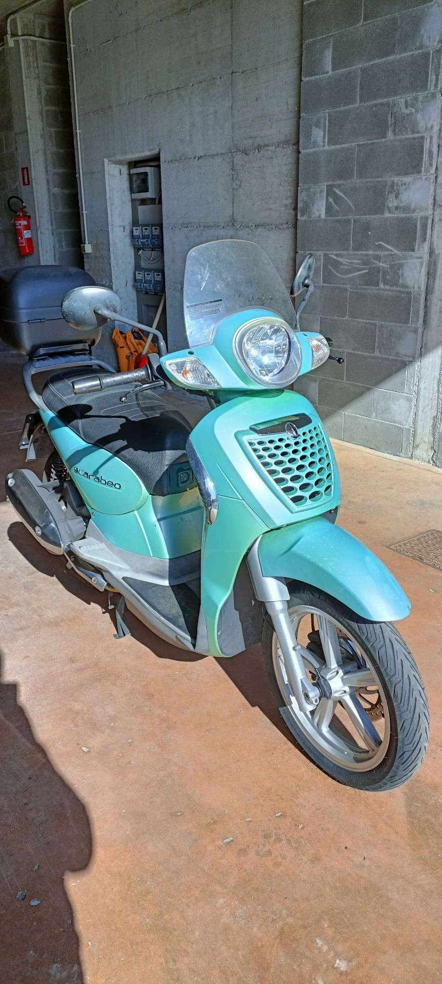 Aprilia Scarabeoi.e