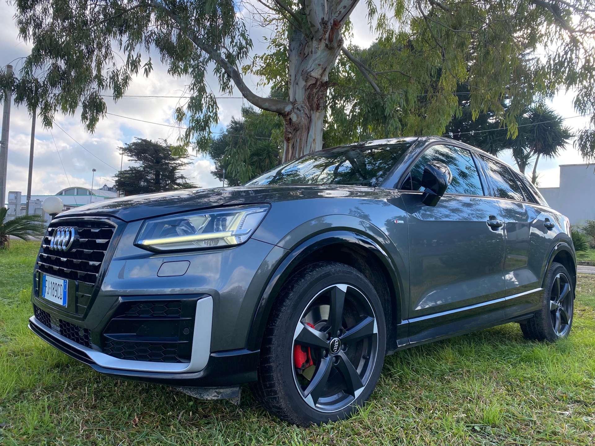 Audi Q21.6 tdi Sport s-tronic