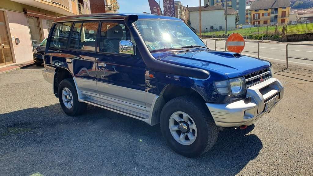 Mitsubishi Pajero2.8 TDI WAGON GLS 7 POSTI MOLTO BELLA