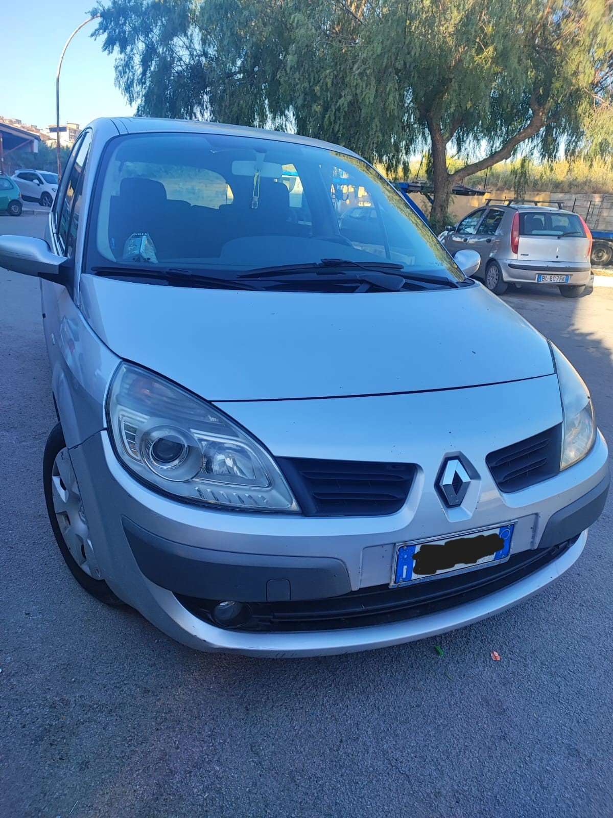 Renault ScenicScenic II 2007 1.9 dci Dynamique