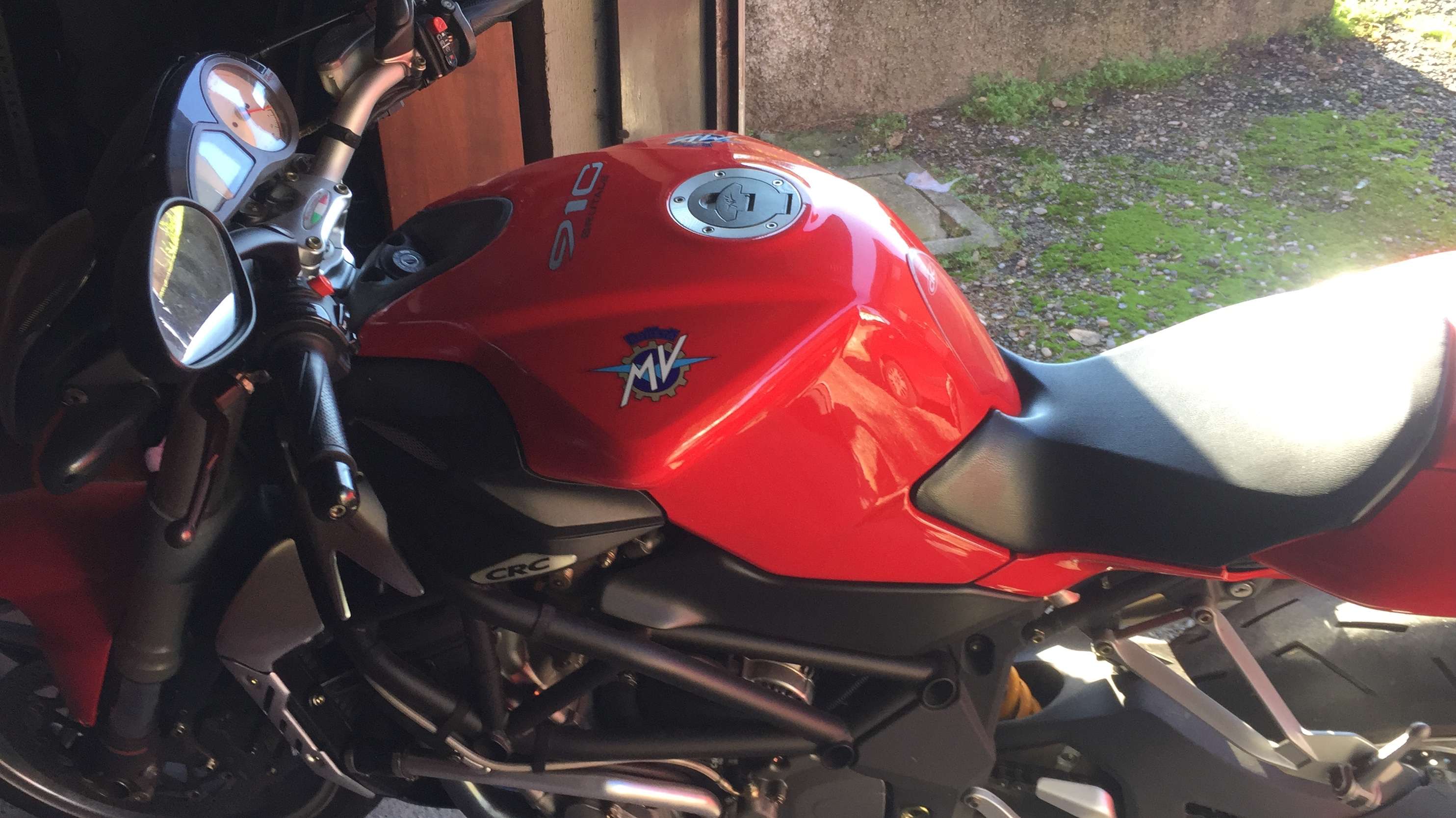 MV Agusta Brutale 910S