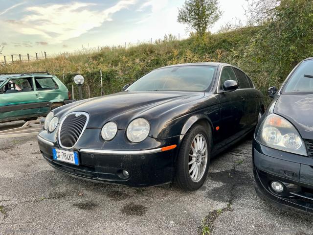 Jaguar s-type 2.7d v6 classic