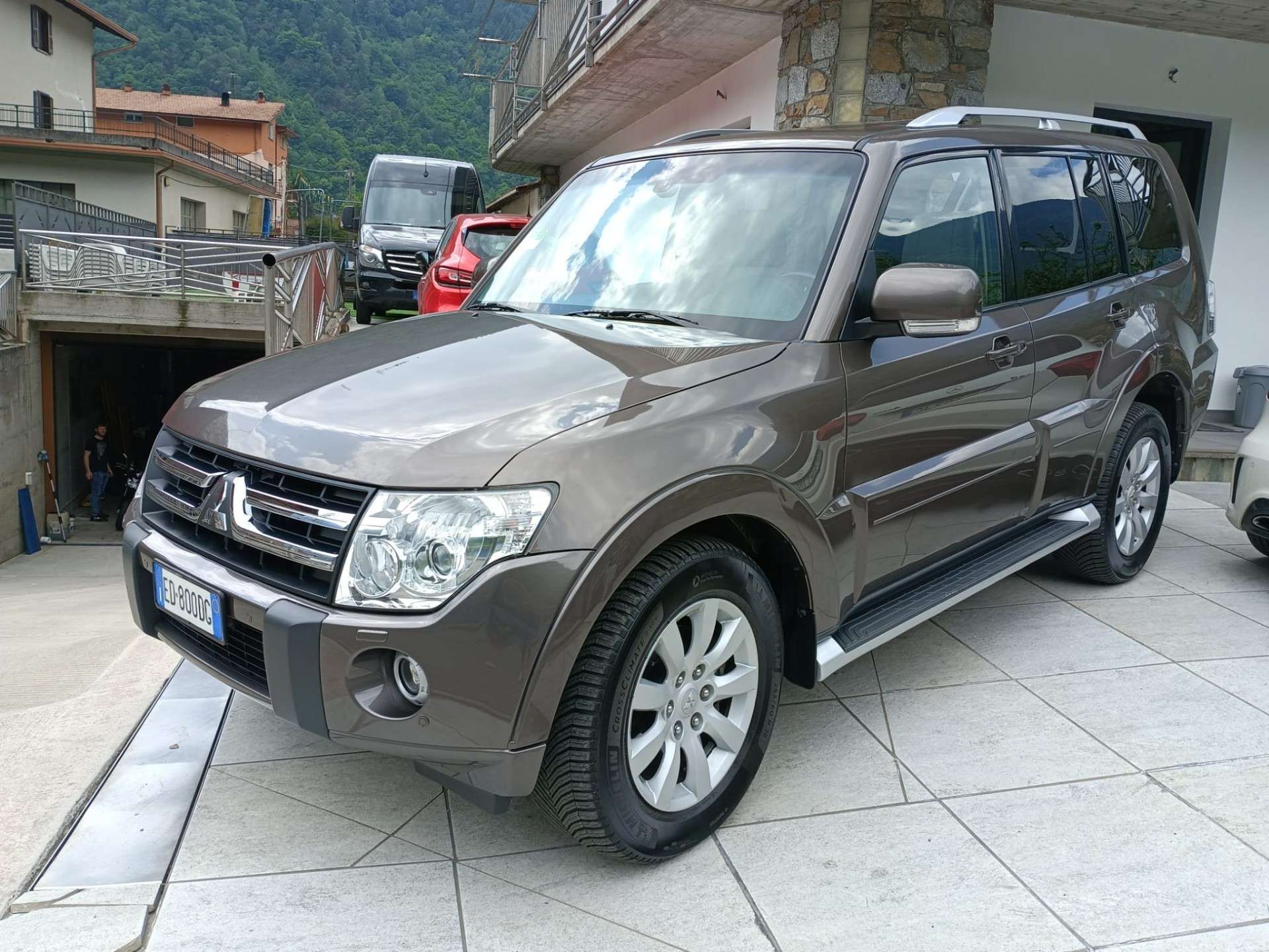 Mitsubishi Pajero3.2 cr Instyle 200cv 5p auto