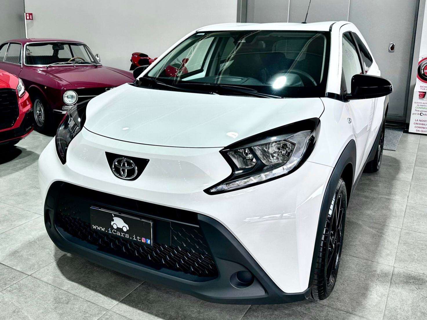 Toyota AygoX 1.0 VVT-i 72CV Trend