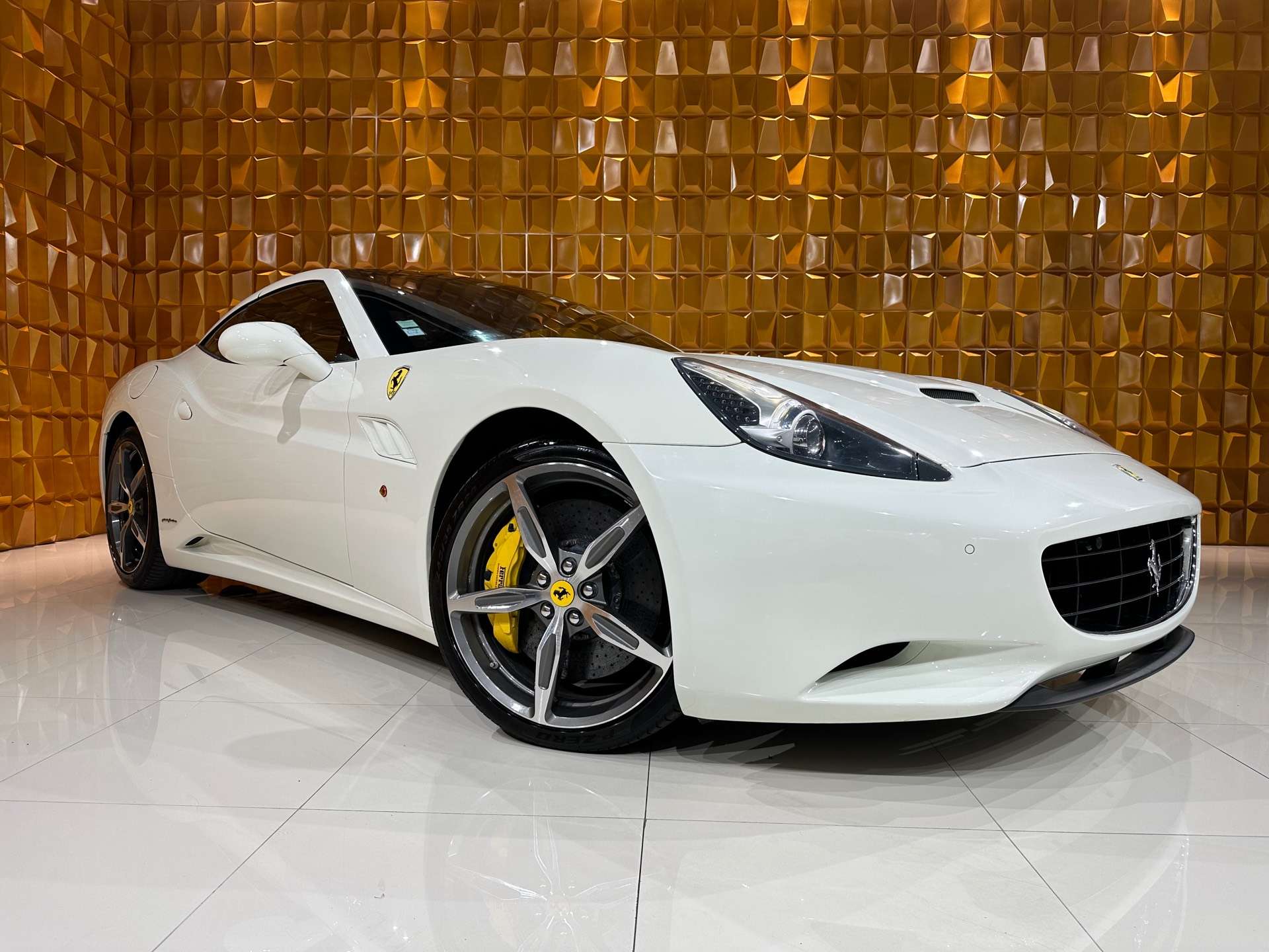 Ferrari California4.3 dct carboceramici,volante led,scarico